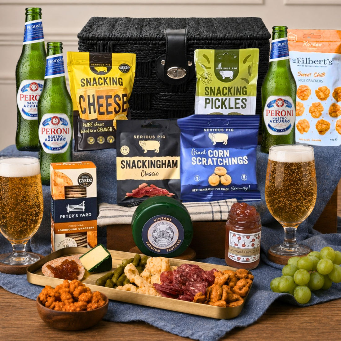 Pub in a Hamper Gift Set | Includes Cheese, Crackers & Bar Snacks + 3 ...